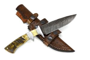 nooraki hk-81 handmade damascus hunting knife ram horn handle with leather sheath full tang fire & raindrop pattern