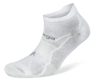 balega hidden dry moisture wicking performance no show athletic running socks for men and women (1 pair),white, x-large