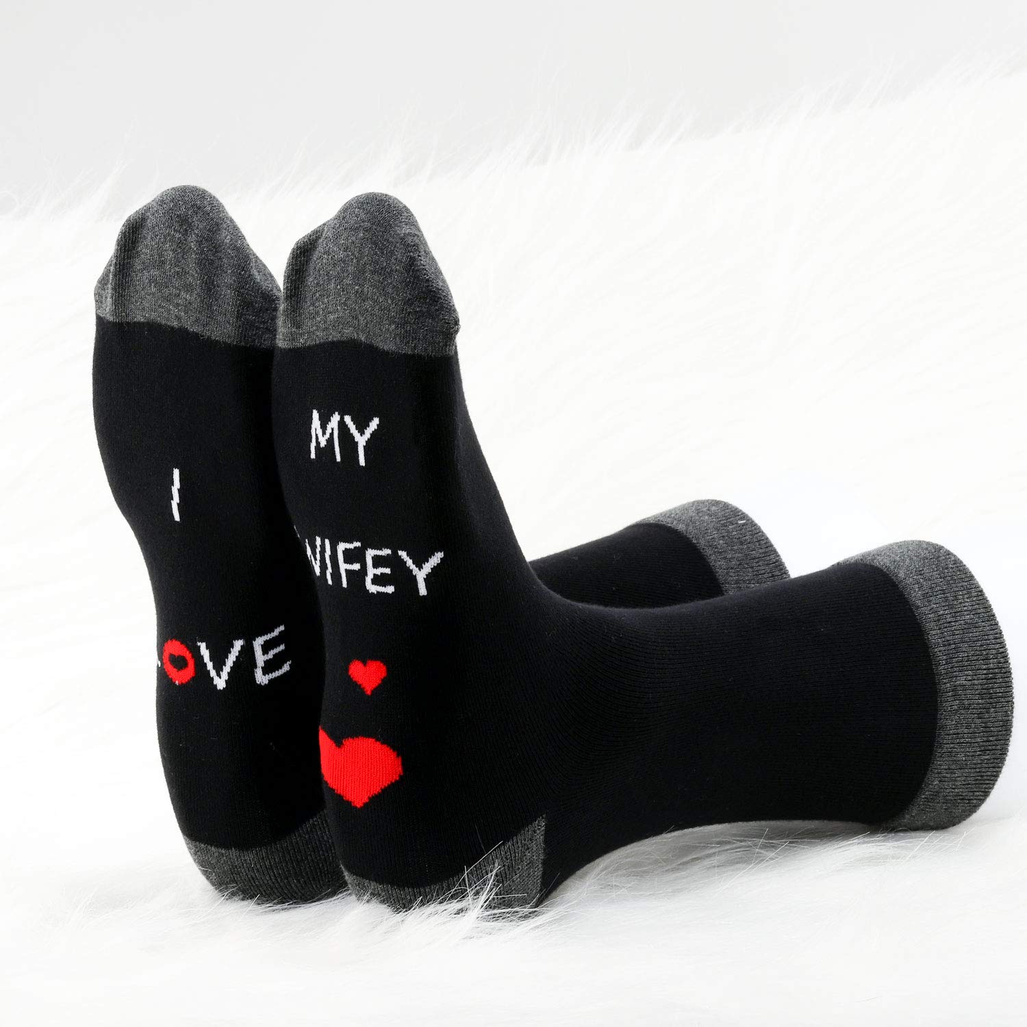 MBMSO Hubby and Wifey Gifts I Love My Wifey Hubby Socks Groom Funny Gifts Engagement Gifts for Husband Wife Bridal Shower Gifts (1 Pair Hubby +1 Pair Wifey)