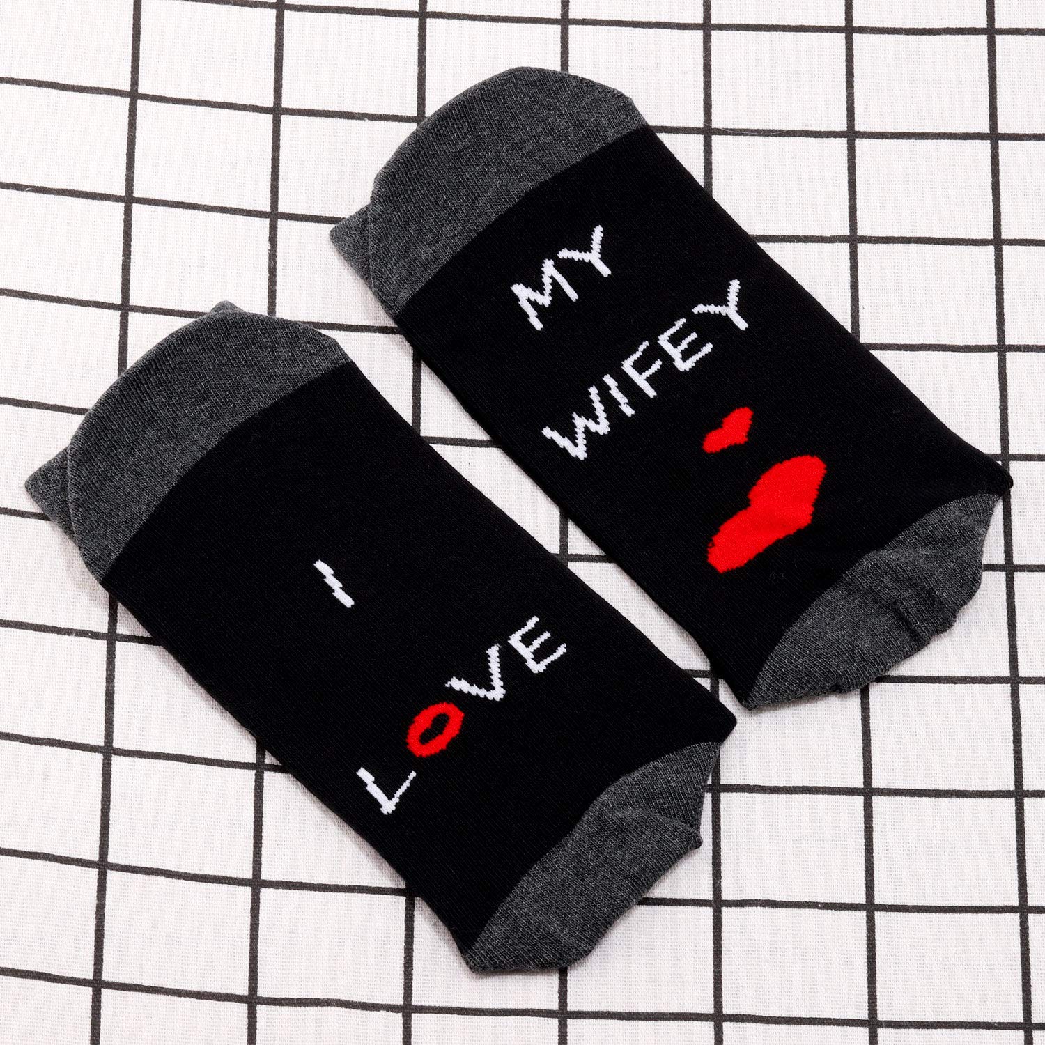 MBMSO Hubby and Wifey Gifts I Love My Wifey Hubby Socks Groom Funny Gifts Engagement Gifts for Husband Wife Bridal Shower Gifts (1 Pair Hubby +1 Pair Wifey)