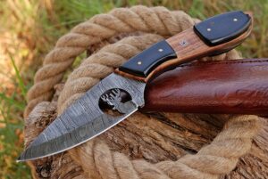 tmbrands damascus hunting knife, fixed blade knife & camping knife with rose wood & buffalo horn handle & knife sheath