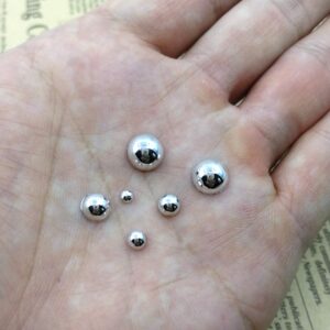 Amaney 2100pcs Silver Satin Luster ABS Imitation Pearls Half Round Pearls Assorted Mixed Sizes 3/4/5/6/8mm Flatback Pearl Beads DIY Material (Silver)