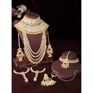 Aheli Ethnic Indian Indian Traditional Bollywood Faux Kundan Dulhan Heavy Bridal Jewelry Set with Choker Earrings Maang Tikka Hathphool for Women Girls