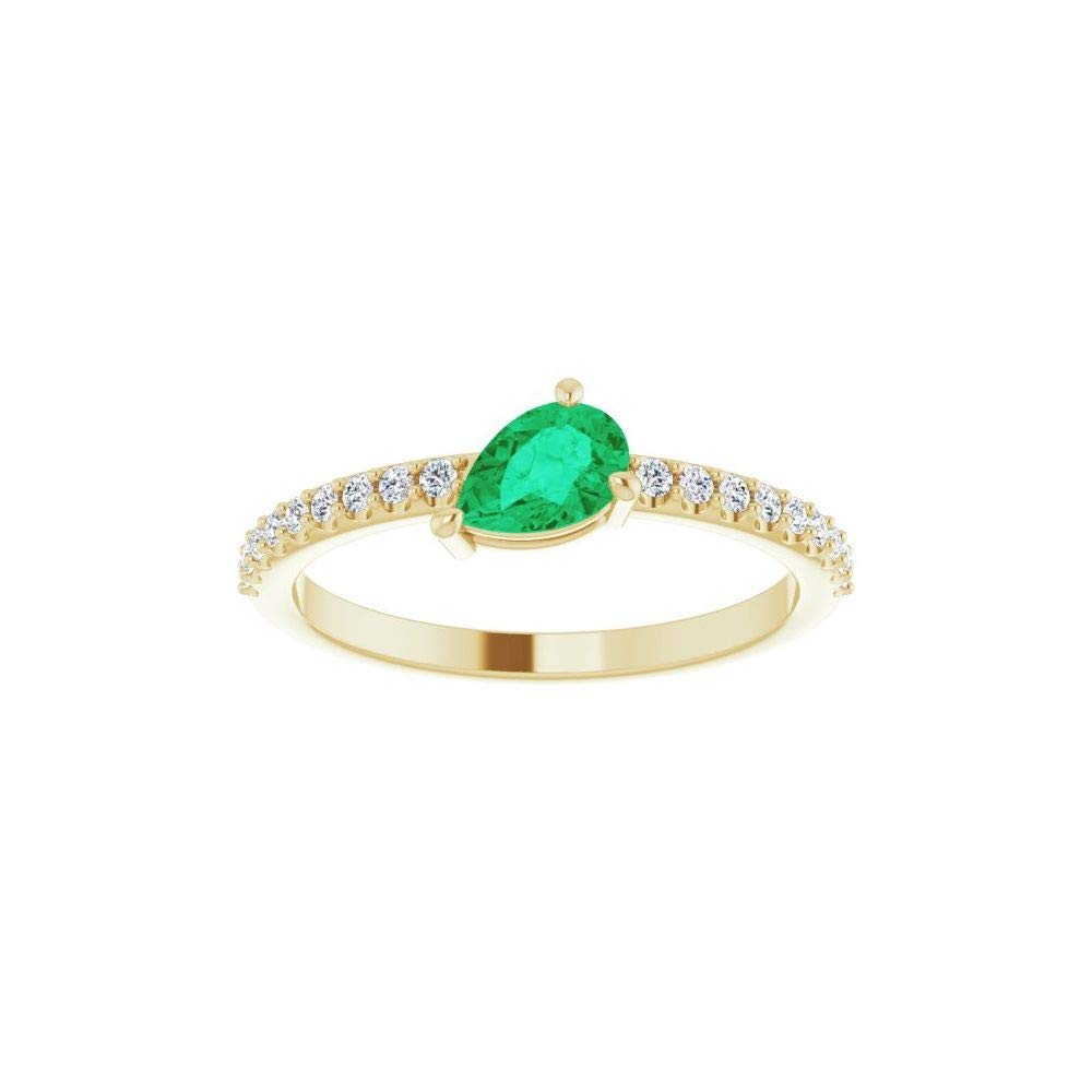 Solid 14k Yellow Gold Solitaire Created Emerald and 1/6 Cttw Diamond Ring Band (Width = 5.3mm) - Size 6.5