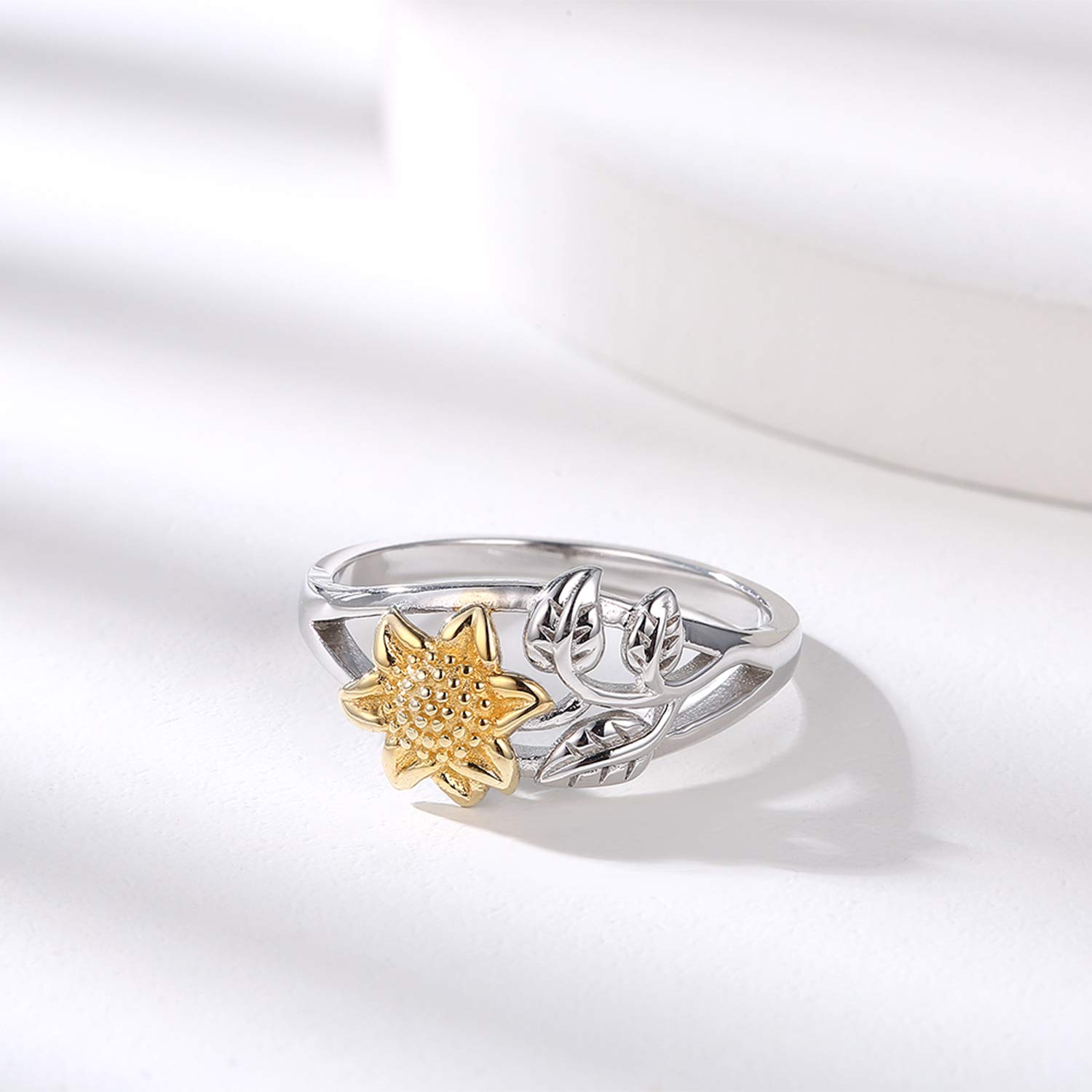 JUSTKIDSTOY Sunflower Rings for Women 925 Sterling Silver Dainty Gold Flower Rings Sunflower Jewelry for Girl Daughter Wife Birthday Christmas Gifts