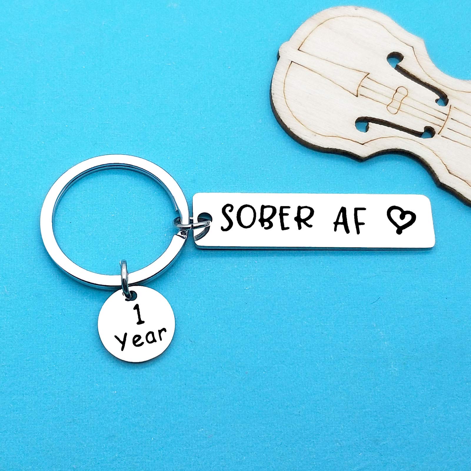 Xiahuyu Sobriety Gift Sobriety Keychain 1 Year Sobriety Anniversary Keychain Addiction Recovery Gift AA Gift NA Gift Sober AF Gift AA Recovery Sobriety Gifts for Men Women