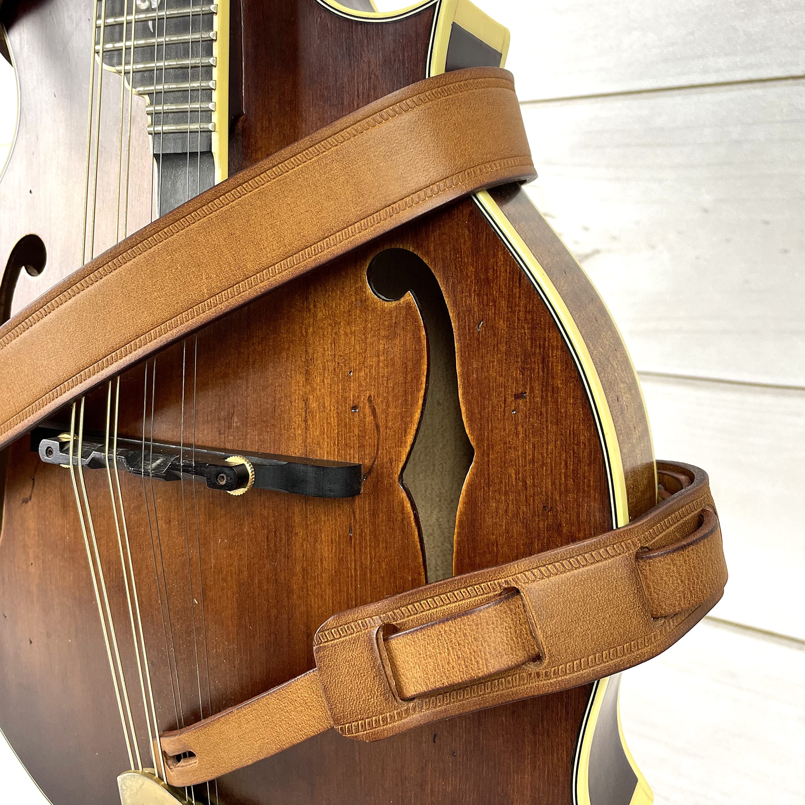 Walker And Williams M-10 Premium Retro Brown 100% Grain Leather Mandolin, Mandola, Bouzouki or Uke Strap For F And A Type Mandolins