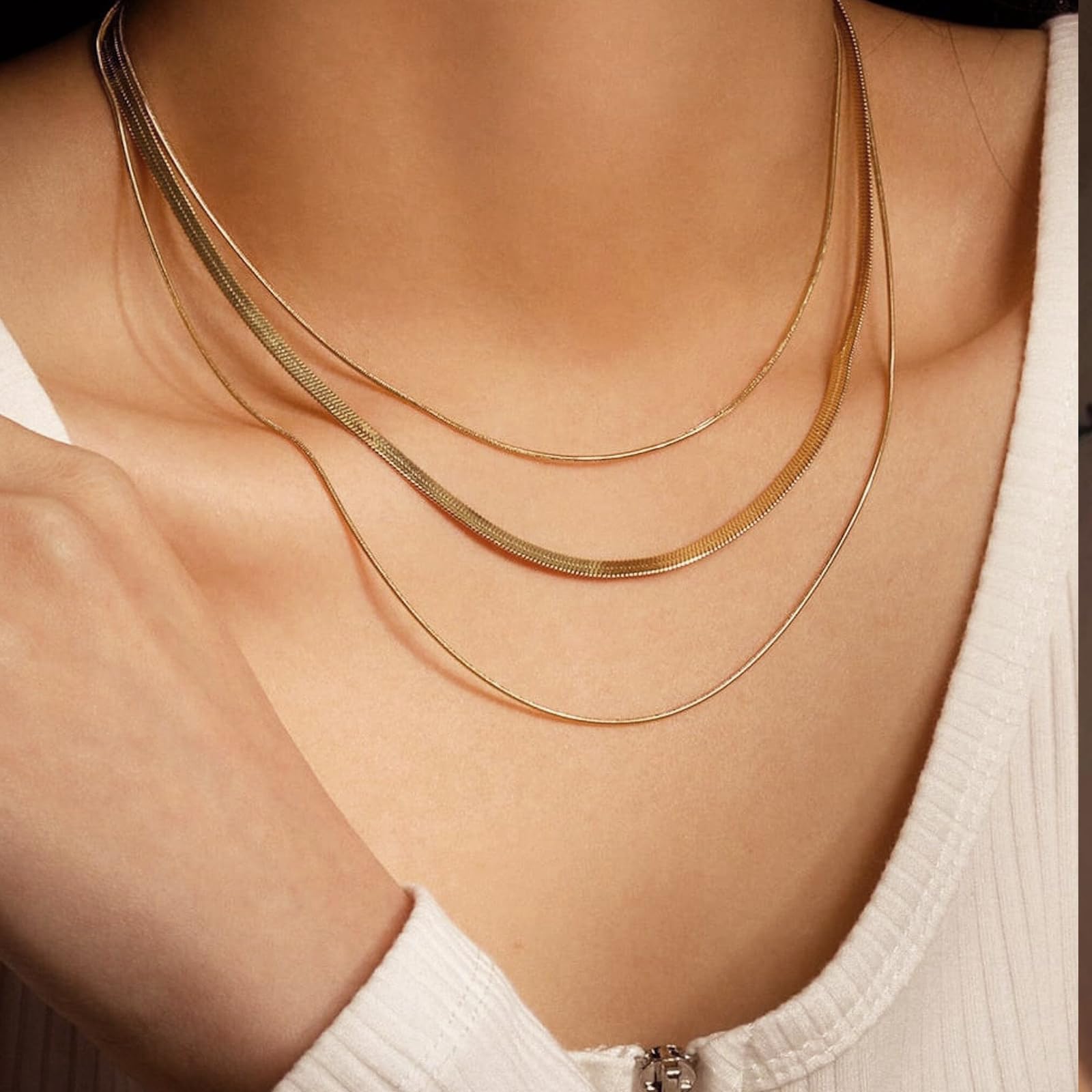 Léwind Herringbone Chain Layered Necklace,18K Gold Plated Snake Chain Long Choker Necklace Dainty Chain Necklaces for Women Gold Jewelry Gifts