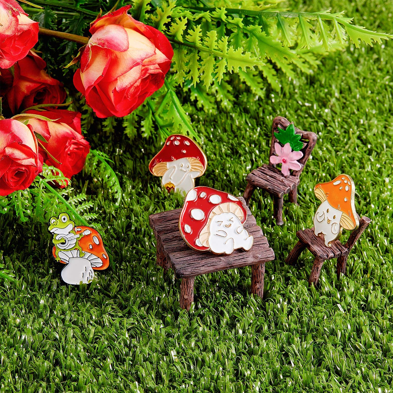 9 Pieces Mushroom Pin Brooches Mushroom Brooches Cute Cartoon Mushroom Gift Alloy Brooch Guitar Cat Frog Hedgehog Cartoon Plant Pin Welcome Back to School Gift for Backpack Clothes Hat