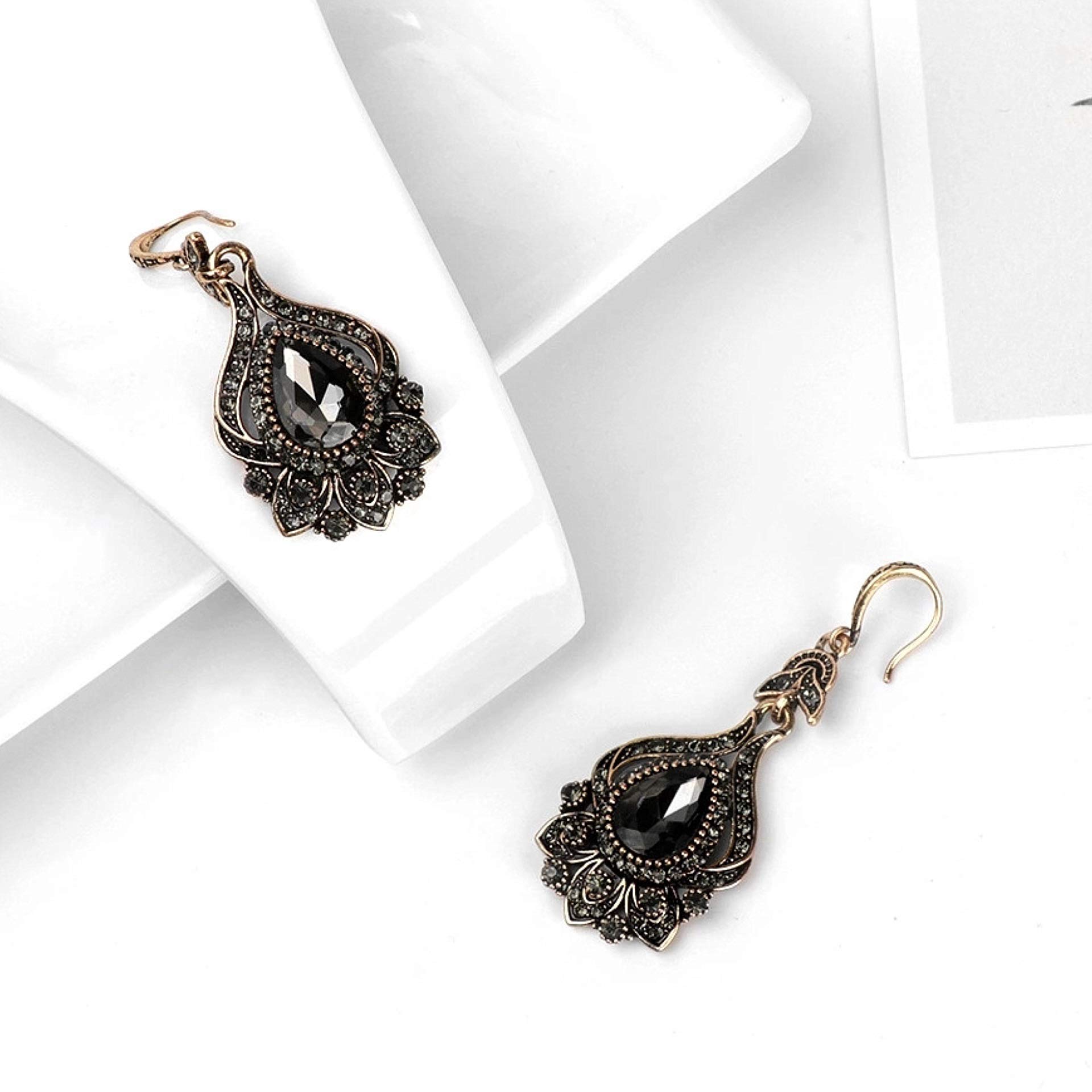 Gold Plated Vintage Black and Grey Dangle Earrings for Women Crystals Cubic Zirconia Dangle Drop Earrings