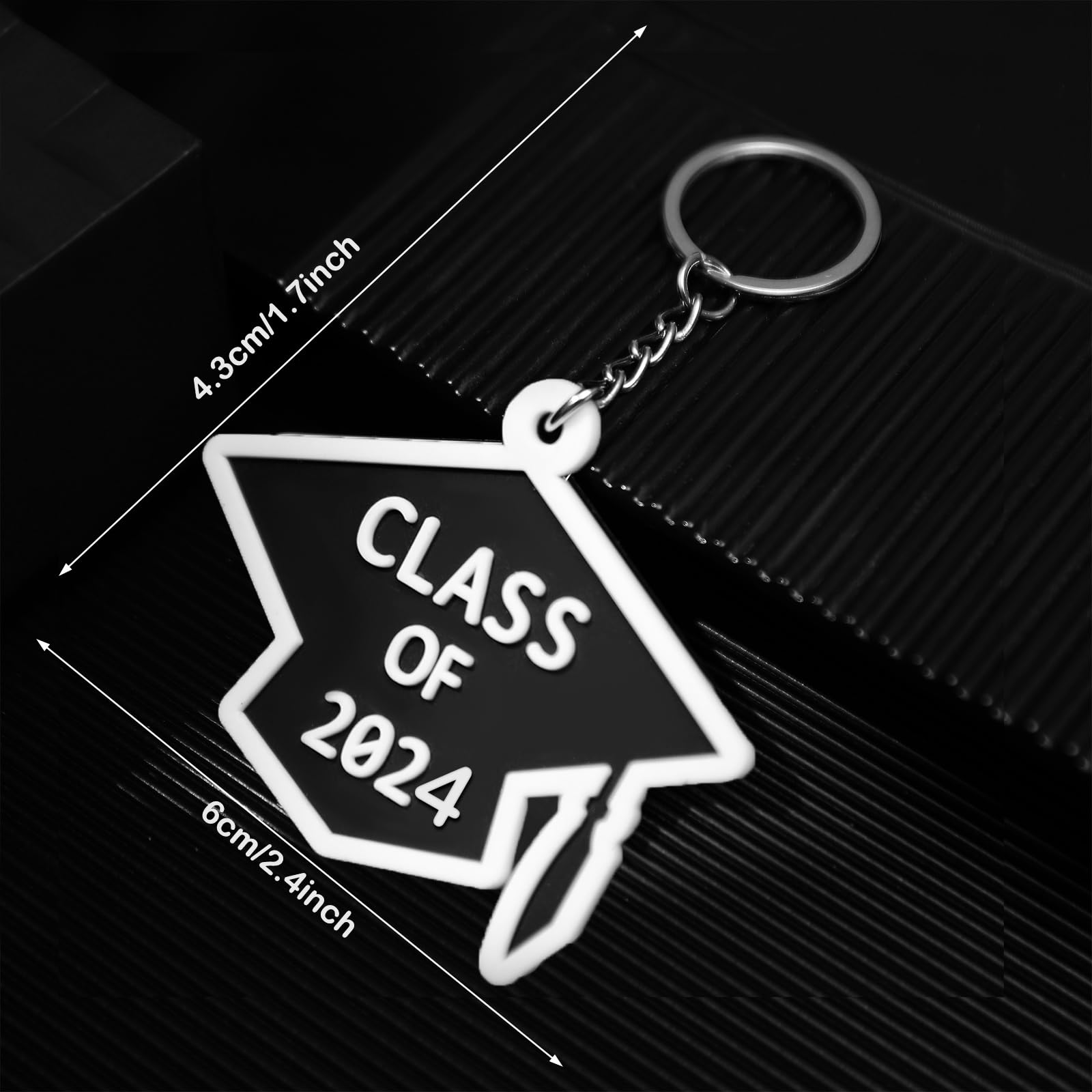 WILLBOND 20 Pieces Class of 2024 Graduation Keychains Rubber Key Chains Grad Cap(Black and White)