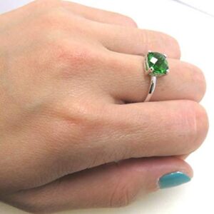 R90808G Classic Style Green Helenite Cushion Cut 8mm (1.6Ct) Sterling Silver Ring (Green, 7)