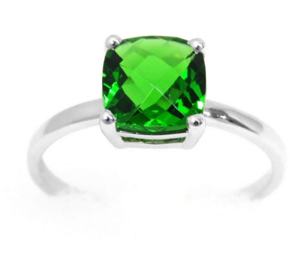 R90808G Classic Style Green Helenite Cushion Cut 8mm (1.6Ct) Sterling Silver Ring (Green, 7)