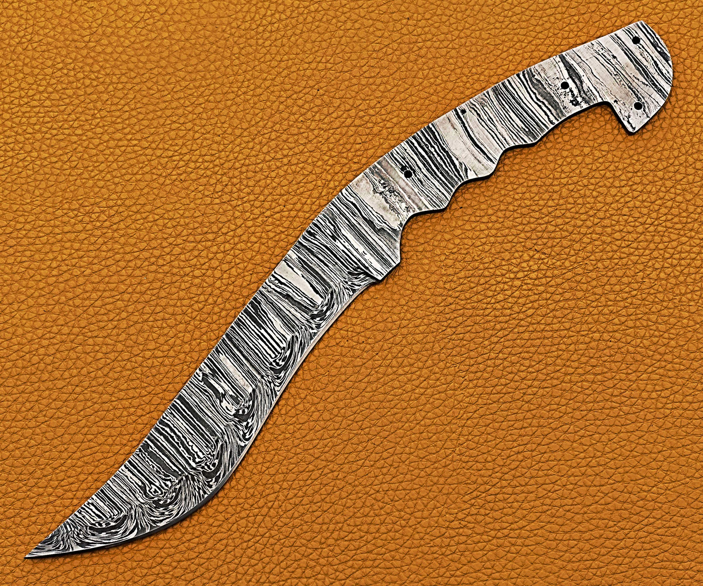 11 inches Long Dao Blade Hunting Knife, Hand Forged Ladder Pattern Damascus Steel Blade, 5" Finger Serration Scale Space with 4 Pin Hole, 6" Trailing Point Dao Blade with 5.5" Cutting Edge