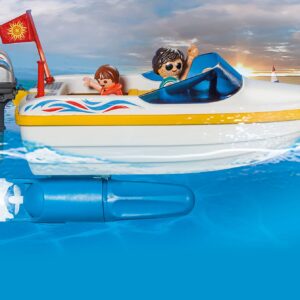 Playmobil Pick-Up with Speedboat