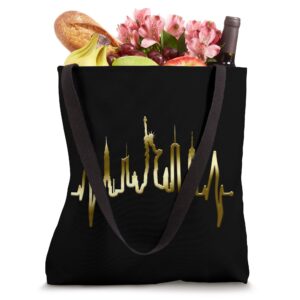 New York Skyline Heartbeat Love Statue Of Liberty New York Tote Bag