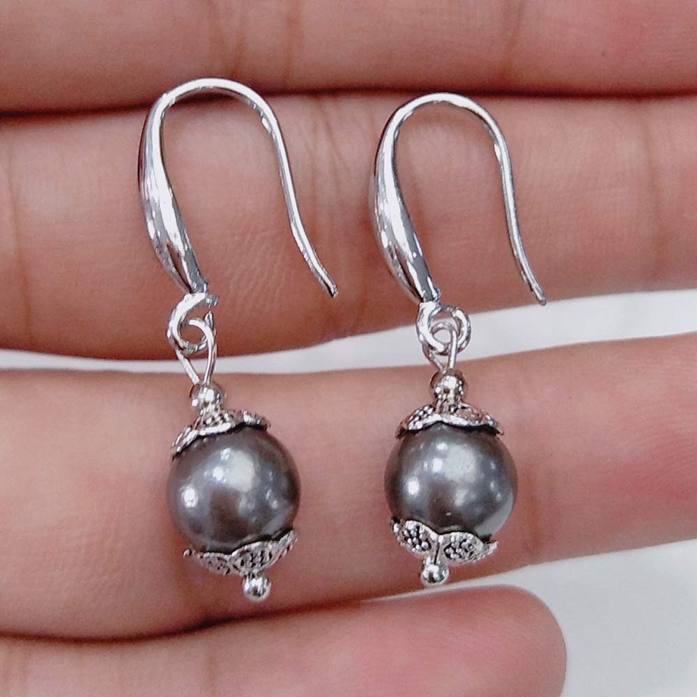 GUIDECUN Women's Imitation Tahitian Black Pearl Hanging Earrings, Freshwater Pearl Pendant with Vintage Silver Inlaid Earrings