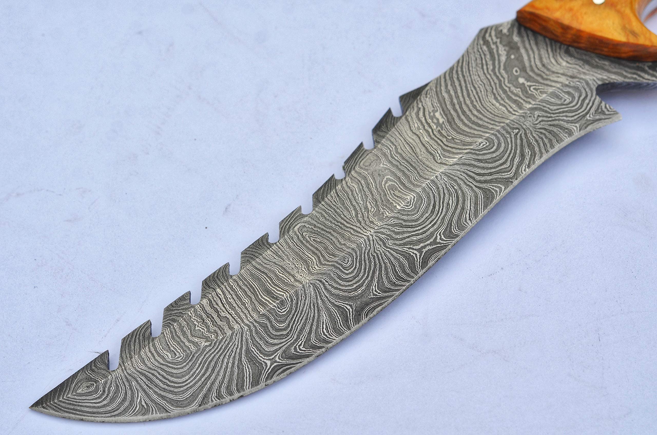 Sharp Forest Knives Handmade Damascus Steel 12 Inches Full Tang Hunting Knife BK-3054 - Beautiful Olive Wood & Resin Handle