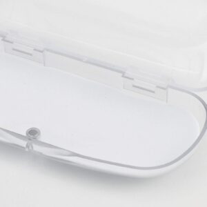 ZARSIO 3 Pieces Hard Shell Glasses Cases Plastic Frosted Translucent Eyeglasses Case with Magnetic Closure (Whitex3)