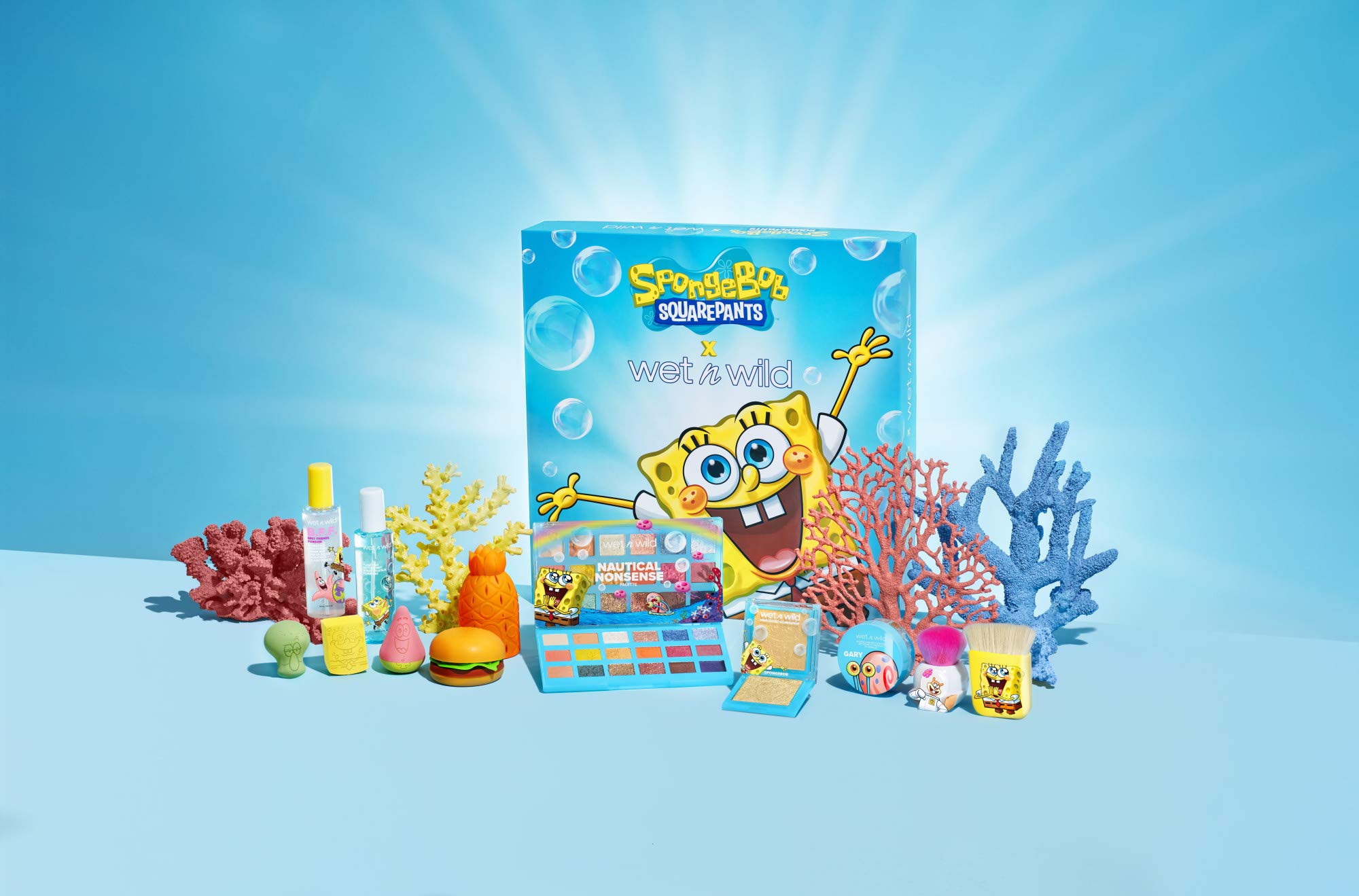 wet n wild House Sponge Case Bob Squarepants Makeup Tools Travel (1114229), Pineapple