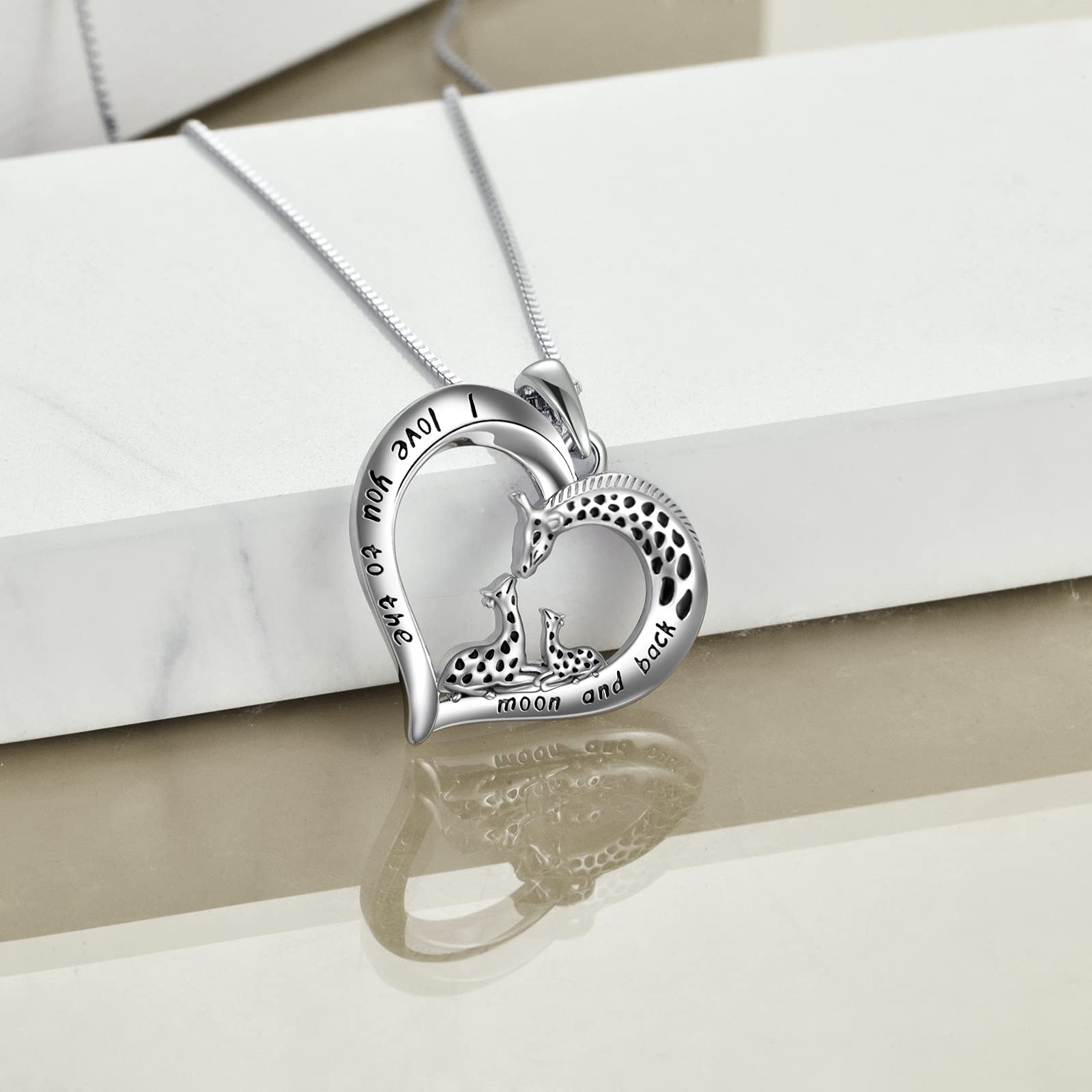 POPLYKE Giraffe Jewelry for Women Sterling Silver Giraffe Family Love Heart Pendant Necklace for Mom Daughter Birthday Mothers Day Gifts