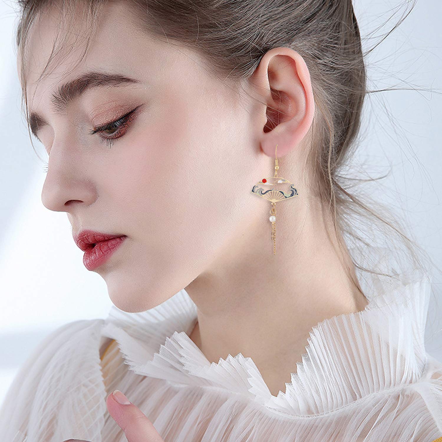 GBAHFY Chinese style Folding Fan Modeling Crane cloud Hanging Dangle National Style Earrings for Women Hollow asymmetric Metal Jewelry (Folding Fan Earring-Gold)