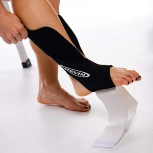 Nevin Neoprene Ankle Support (Black, Large)