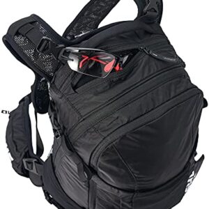 USWE 25l Backpack, Carbon Black, Torso Size: 17-22" (43-55cm)