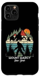 iphone 11 pro vintage mount marcy new york national park retro 80's case