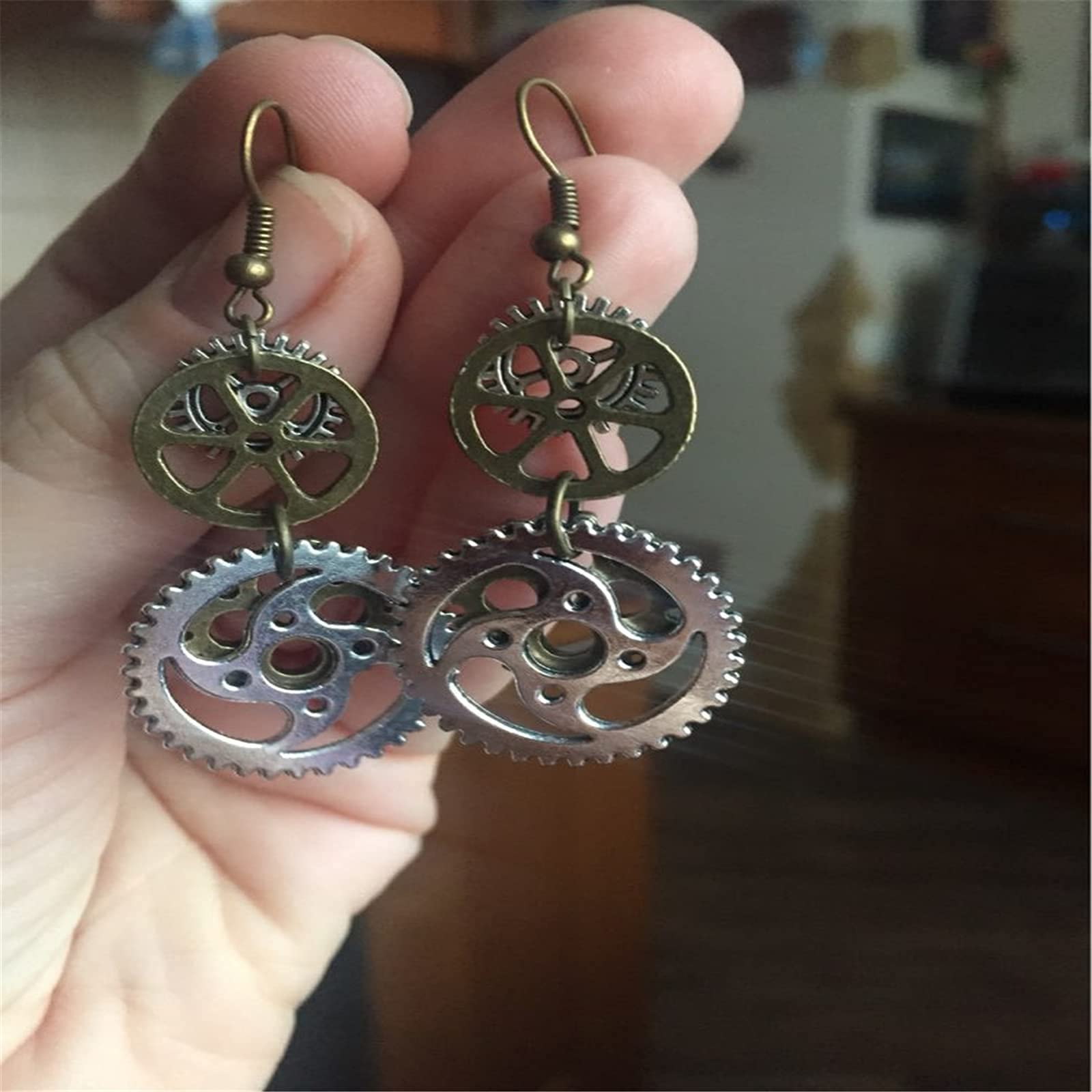 ONLYJUMP Vintage Steam Gear Earrings for Women Personalized Retro Antique Bronze Steampunk Gear Pendant Dangle Drop Earrings Jewelry (Steam Gear)