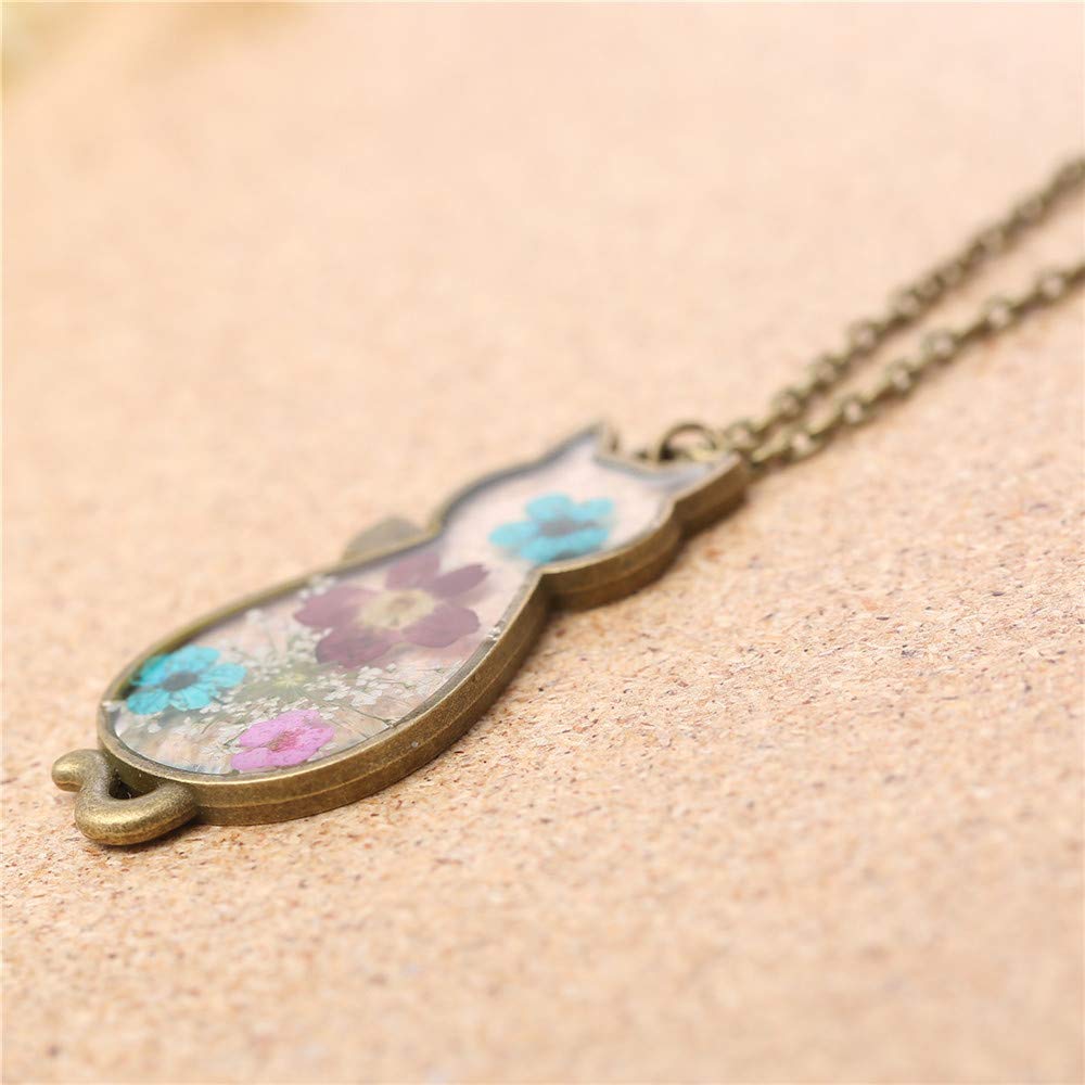 MXXGMYJ Multicolor Dried Flower Necklace for Women Cute Cat Pendant Necklace Pressed Flower Necklace Nature Gifts for Women Cat Lovers