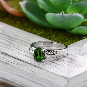 Gem Stone King 925 Sterling Silver Green Chrome Diopside Ring For Women (1.20 Cttw, Oval 8X6MM, Available In Size 5, 6, 7, 8, 9)