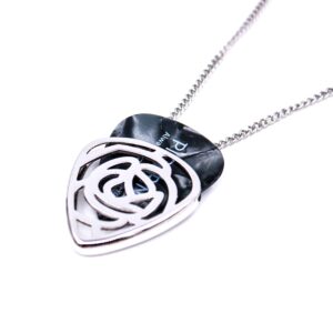 pickring rose shaped guitar pick holder necklace (silver)