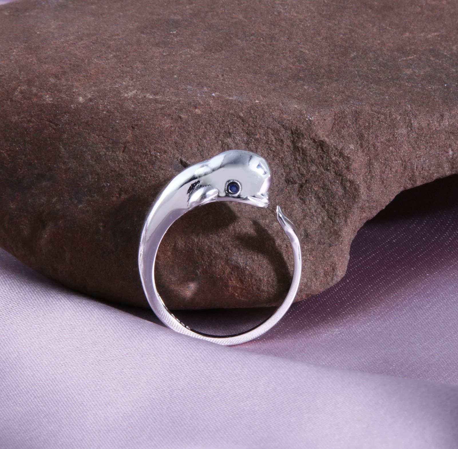 Helen de Lete Beluga White Whale S925 Sterling Silver Adjustable Ring - High Polish Version