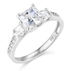 Wellingsale Ladies Solid 14k White Gold Polished CZ Cubic Zirconia Princess Cut Three 3 Stone Engagement Ring - Size 6