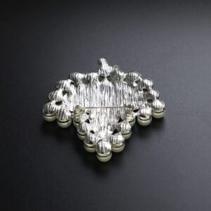 TONGXIN Alpha Kappa A Brooch Pin Sorority Paraphernalia Gift Rhinestone Brooch Sparkling Faux Pearl Brooch Pin(WHITE)