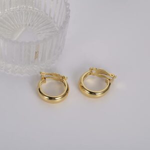 FAMARINE Gold Hoop Clip on Earrings for Women Fashion Hoops Clip Earrings Non Piercing Earrings