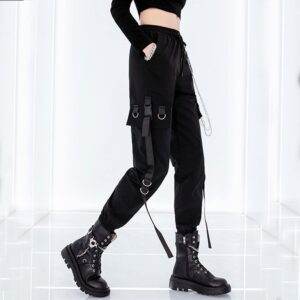 MEINVQIAOTI Black Cargo Pants for Women Techwear Women Loose Street Rock Style Casual Black Pants with Chain Goth Pants (Black,L)