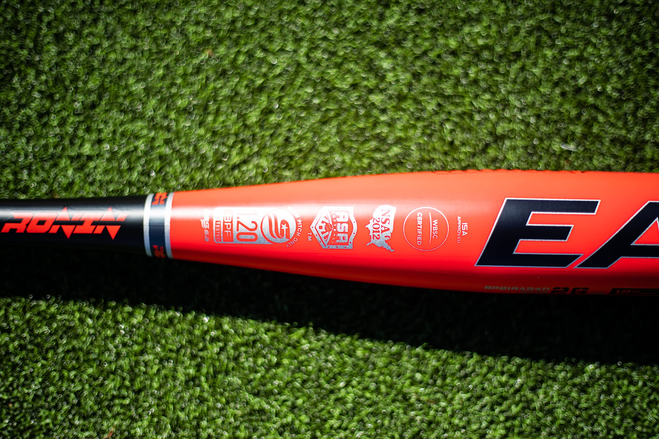 Easton | RONIN 240 ALLOY Slowpitch Softball Bat | Approved for Play on All Fields | Balanced | 12" Barrel | 34"X27 oz.