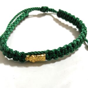 Chavarrieta Green Saint Jude Thaddeus Thread Bracelet Pulsera Roja de hilo de San Judas Tadeo