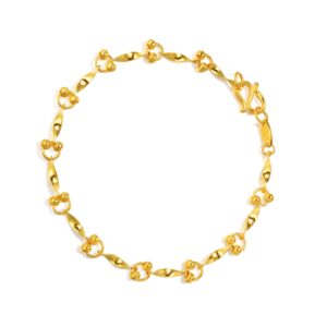 chow sang sang 999.9 24k solid gold price-by-weight 4.13g gold twisted and hoop bracelet for women 25784b | 6.6 inches, (17 cm)