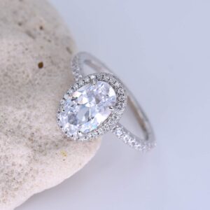 3 ctw Oval Halo Ring CZ Engagement Ring in Sterling Silver (5)