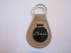 comet script leather keychain - beige