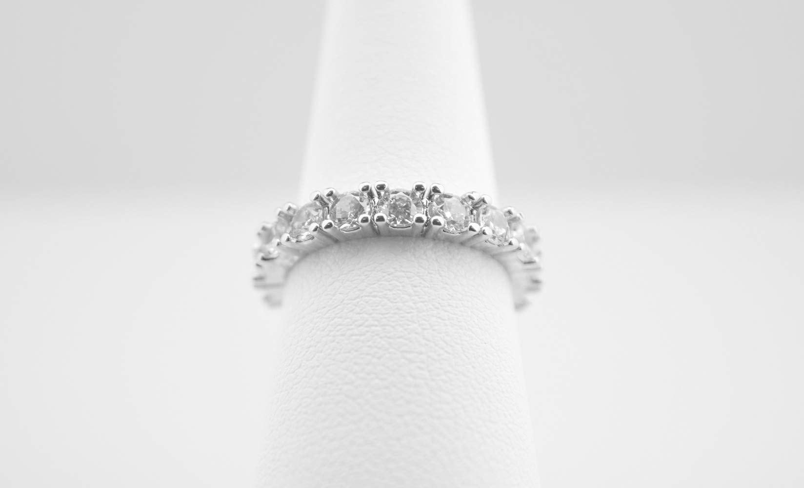 ORENTINI 18K White Gold Plated Cubic Zirconia 4x4MM Square Princess Cut Eternity Ring Band for Women Men