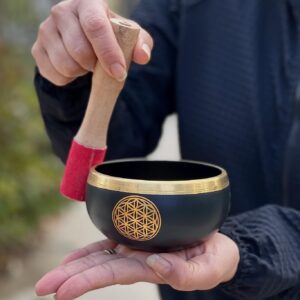 Tibetan Flower Of Life Singing Bowl Mallet Cushion Set ~ For Meditation, Yoga, Spiritual Healing and Mindfulness ~ Medium (Black)