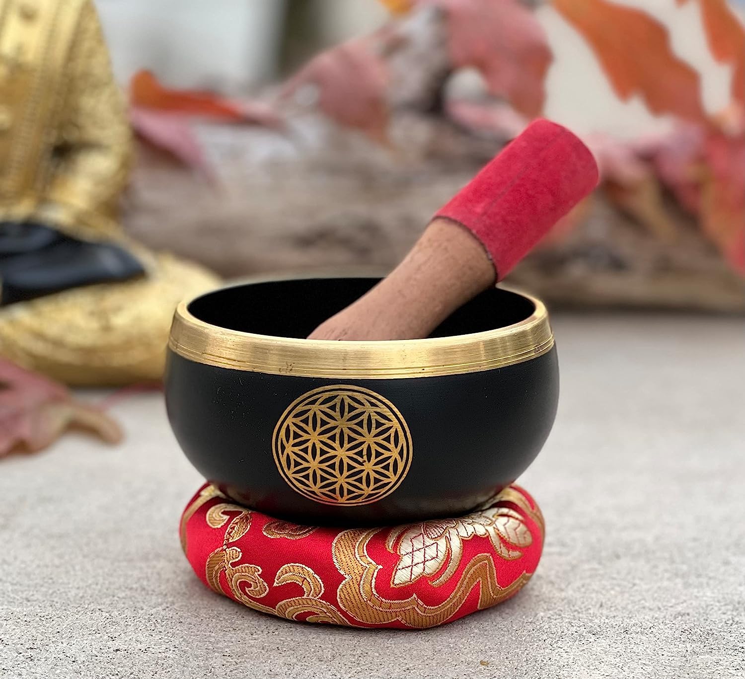 Tibetan Flower Of Life Singing Bowl Mallet Cushion Set ~ For Meditation, Yoga, Spiritual Healing and Mindfulness ~ Medium (Black)