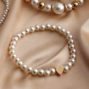 Caiyao Temperament Fashion Imitated Pearl Stackable Layered Bracelets Statement Big Large Faux Pearl Bead Heart Bangle White Round Pearl Seed Bracelets for Women Jewelry-4Pcs