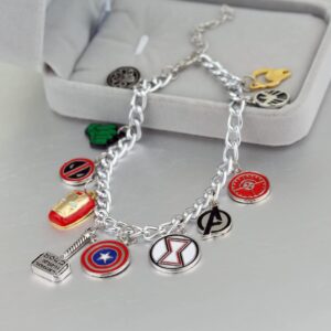 Tahget Super Heroes Charm Bracelet Gifts Fantastic Fans' Collectible Jewelry Merchandise Avenger super hero hulk loki ironmen