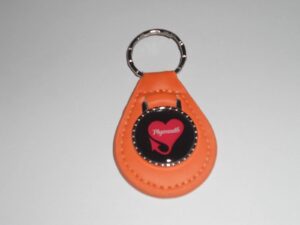 1967 1968 1969 1970 fury vip barracuda valiant heart logo leather keychain - pumpkin