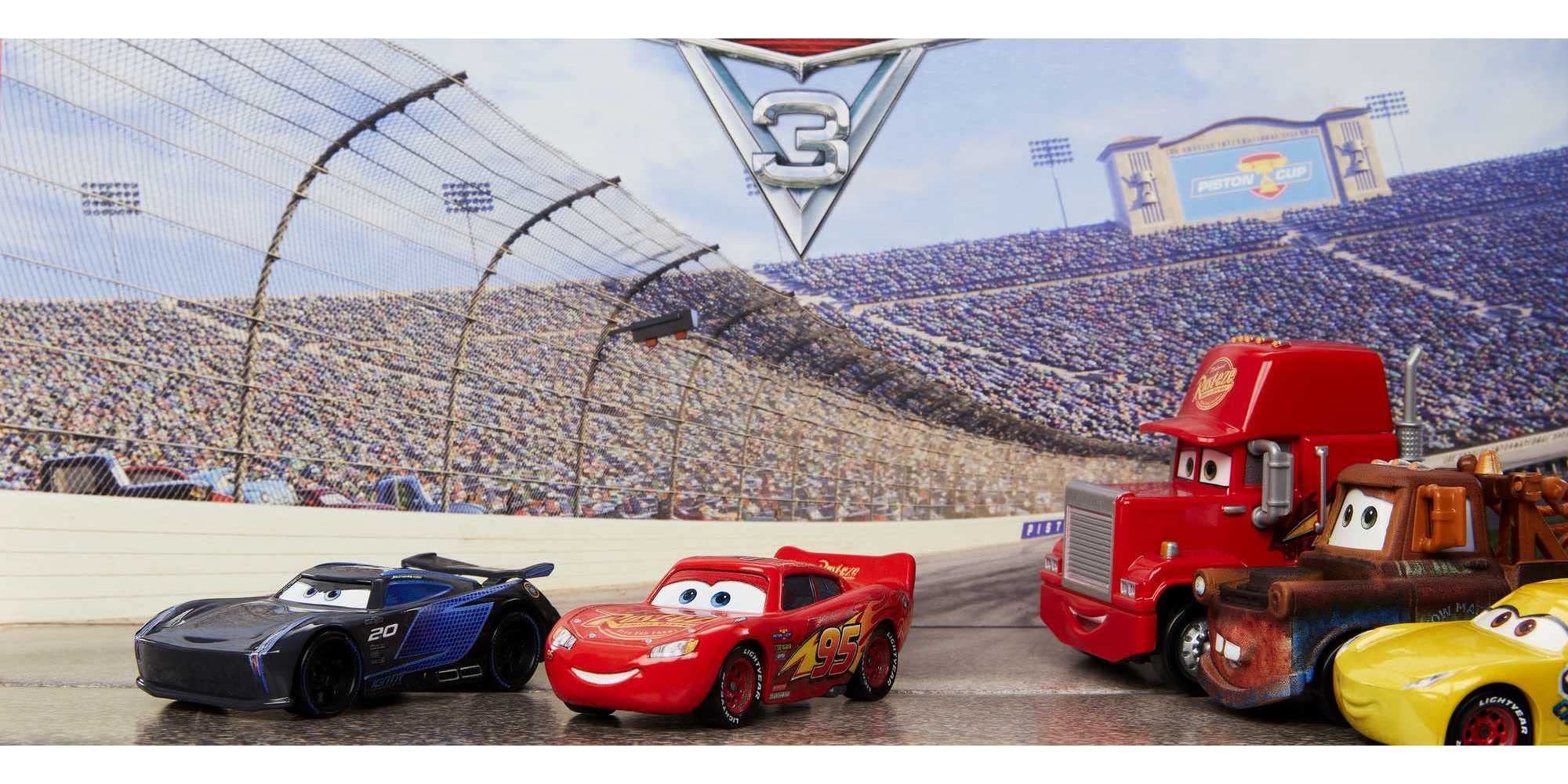 Mattel Disney and Pixar Cars Vehicle Set of 4 Collectible Character Toy Cars & 1 Mack Truck Inspired by the Florida 500 Piston Cup Race